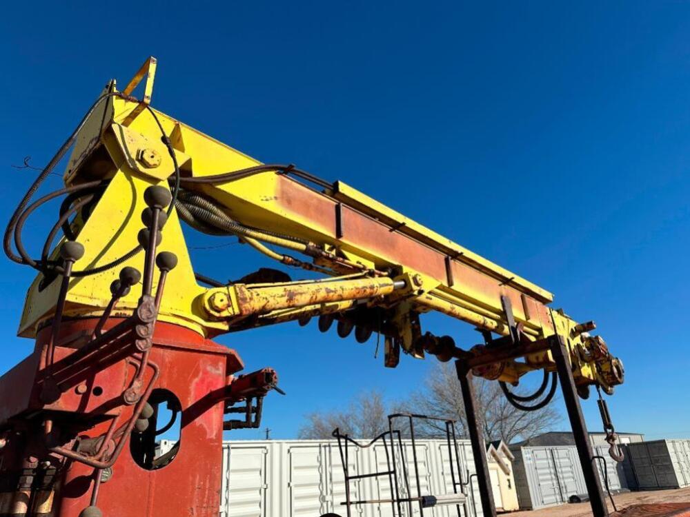 1982 Chevrolet Digger Derrick Truck