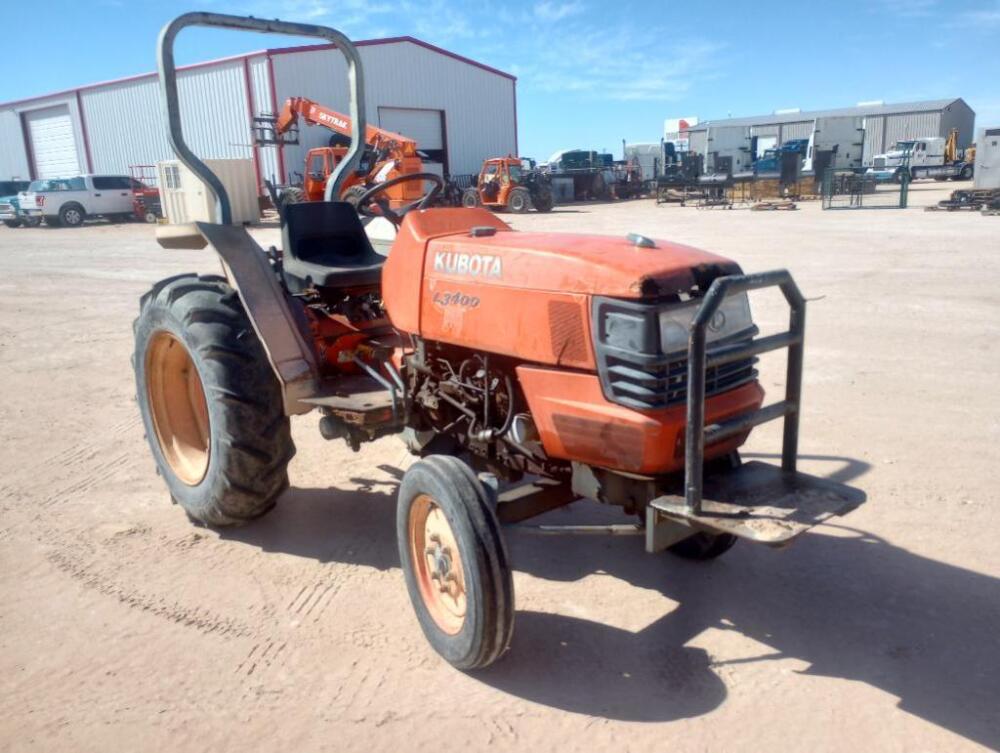 Kubota L3400 Tractor