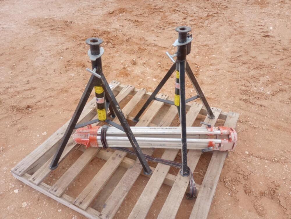 (2) Pipe Stands, Tripod