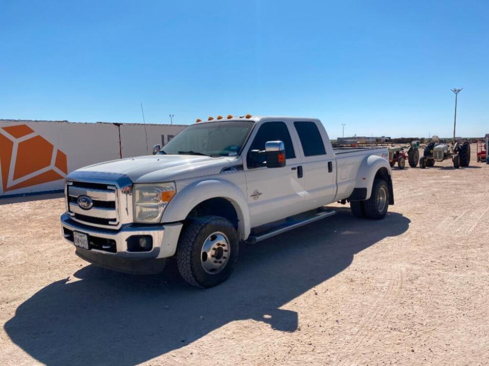 2011 Ford F-450 XLT Super Duty Dually Pickup