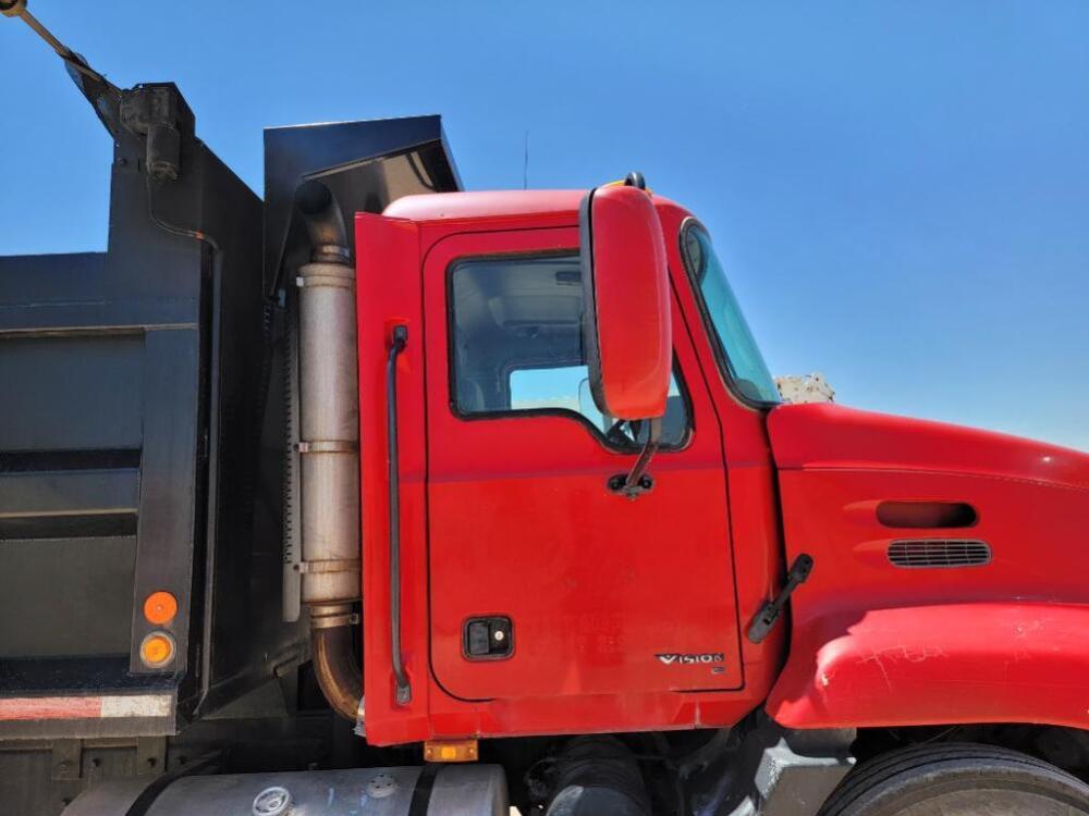 2003 Mack Vision Dump Truck